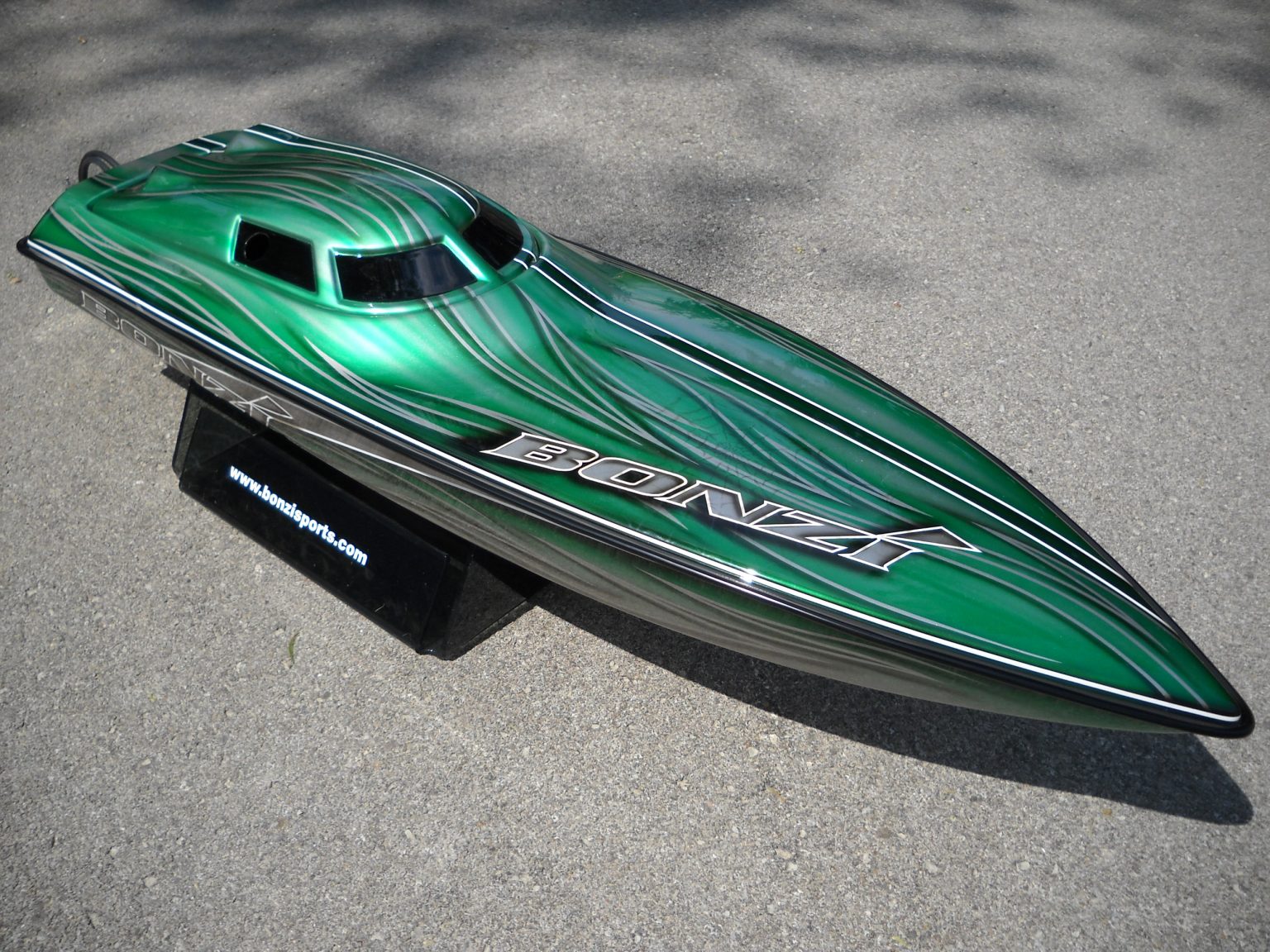Bonzi R/C Boat Gallery
